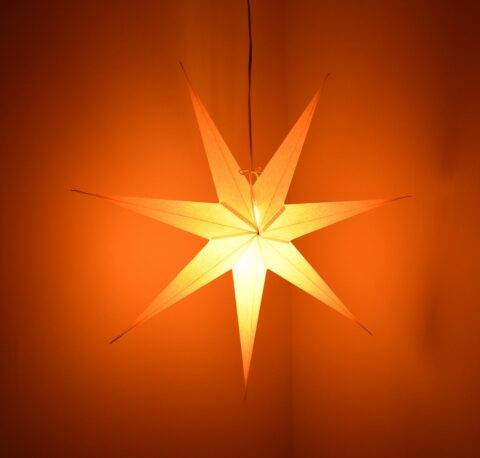 (S235) 7 Pointed White Paper Star - Hometown Evolution Inc.