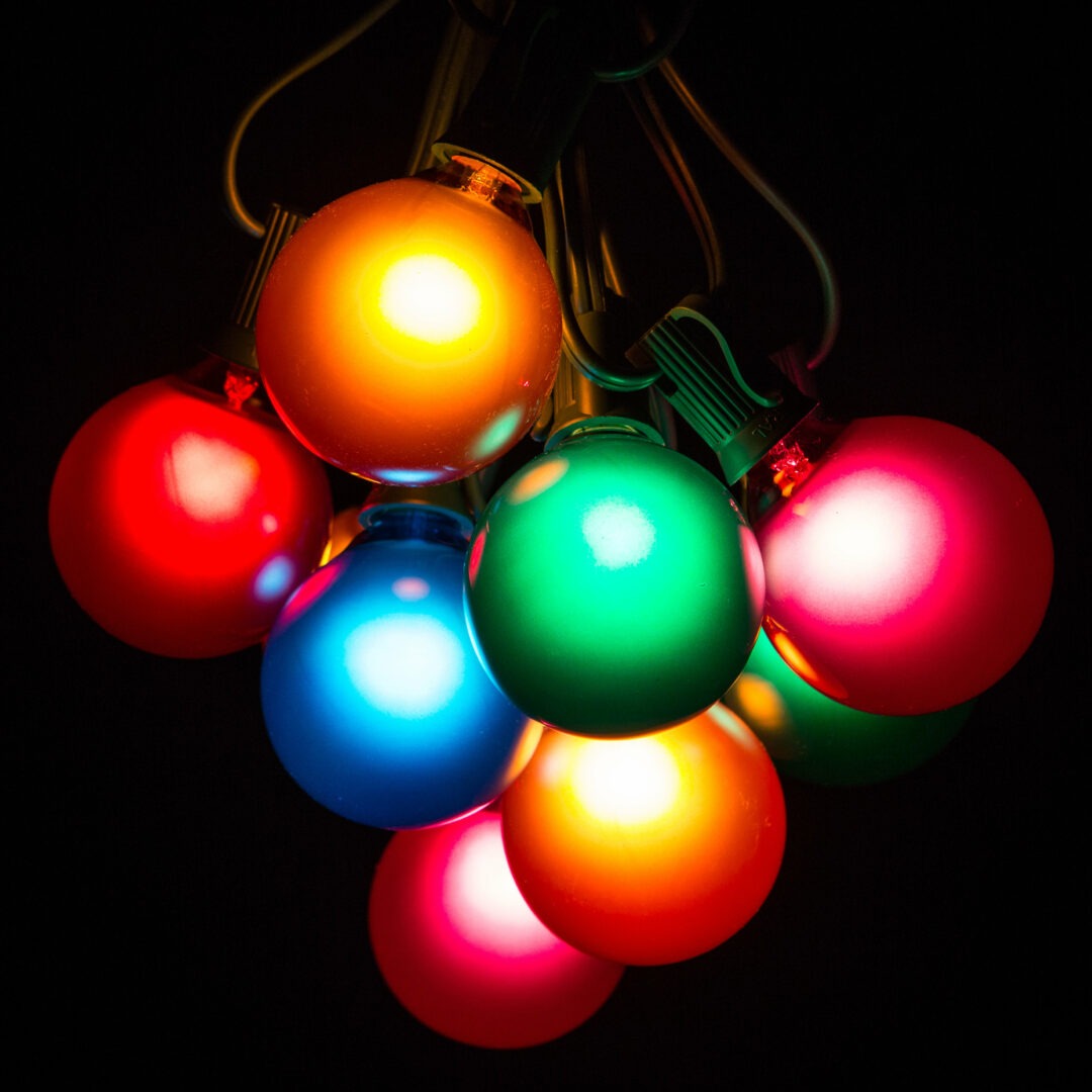 G50 Outdoor Colored String Lights Set with Green Wire